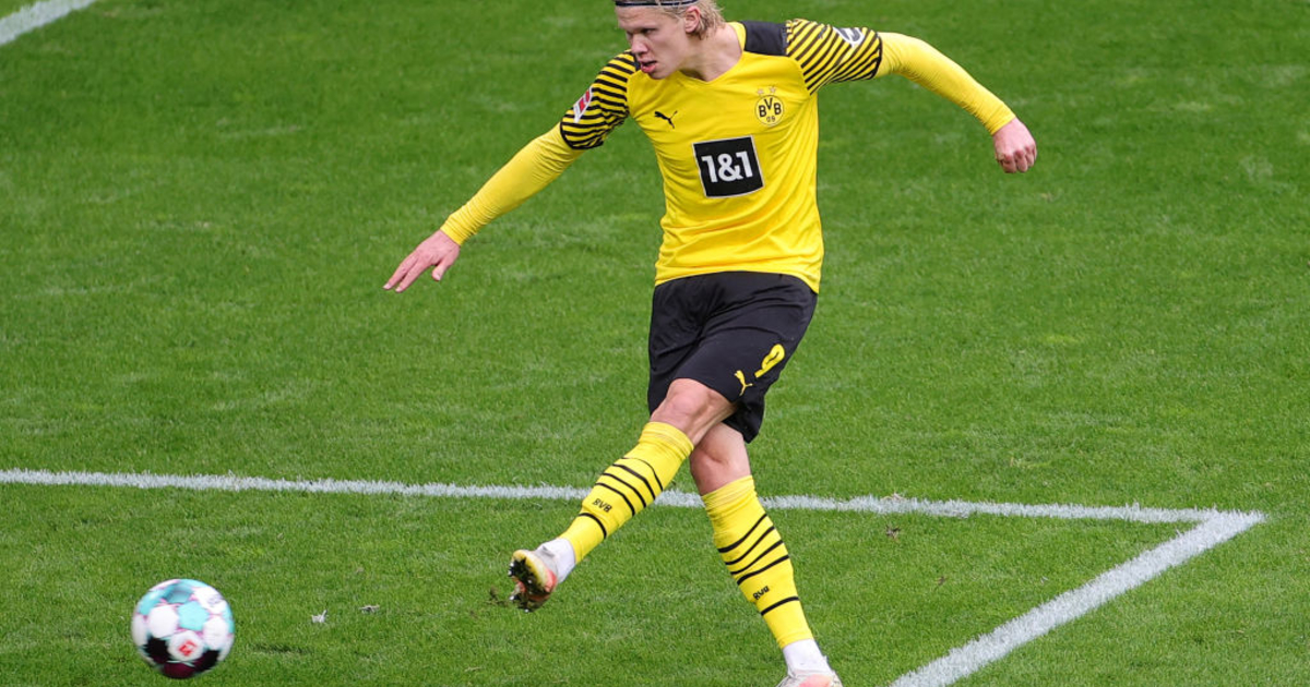 Холанд признан лучшим игроком сезона в Бундеслиге - iSport.ua