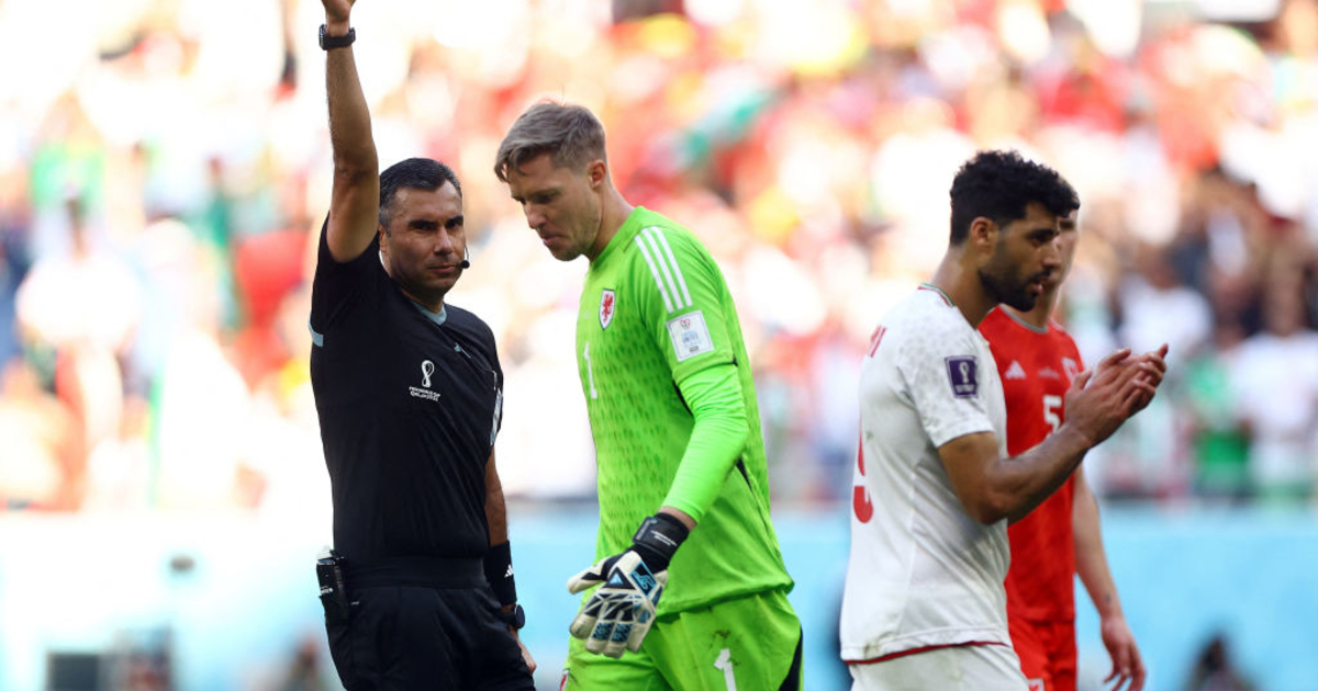 Рекорди червоних карток на ЧС та знакові події - iSport.ua